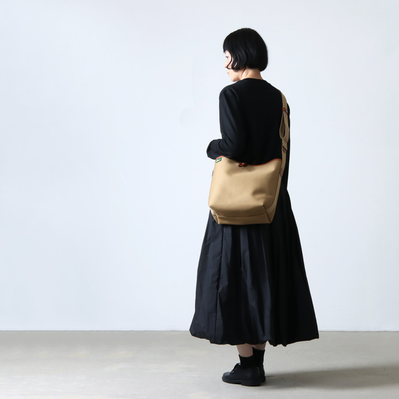 Brady (ブレディ) KINROSS MEDIUM ショルダーバッグ / キンロスミディアムショルダーバッグ